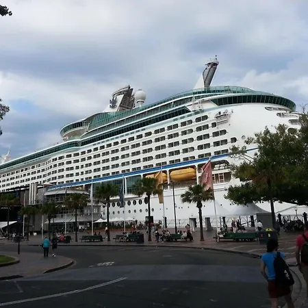 Furama Darling Harbour Sydney • Australia